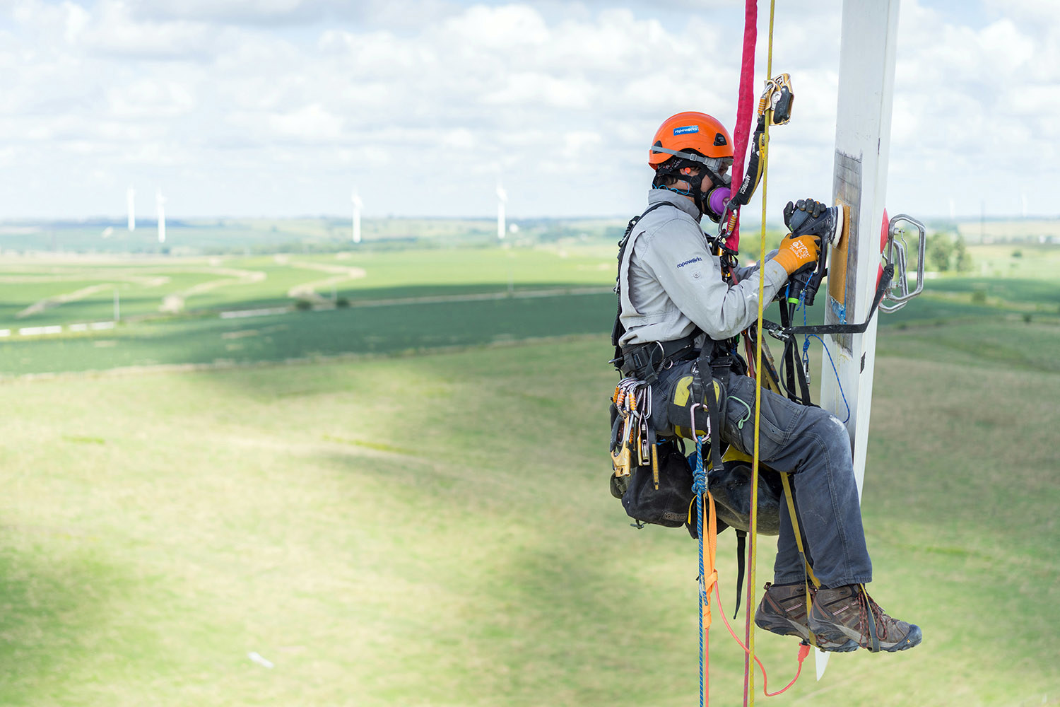 Inspection & Maintenance Services - Wind Energy | MISTRAS Group