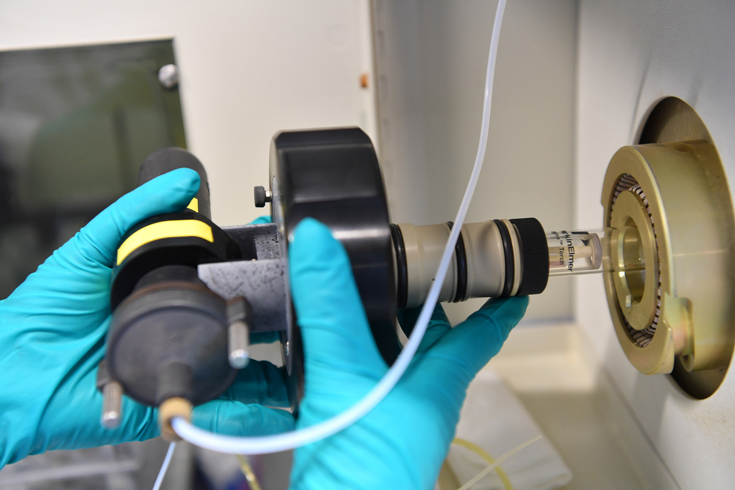 Physical Testing & Chemical Analysis | MISTRAS Group